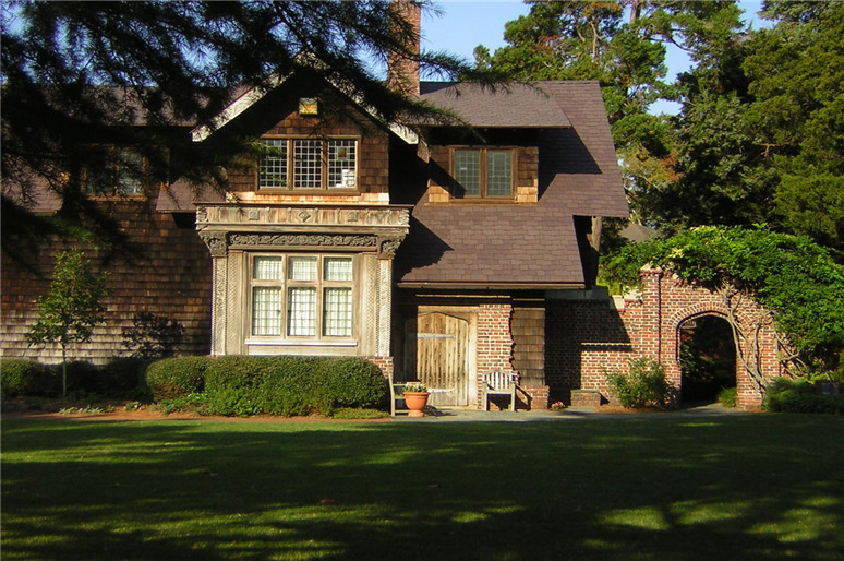 Top 24 DIY Home Security Tips And Tricks You Need To Defeat Burglars